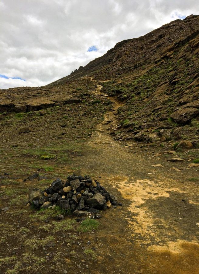 Helgafell: bewandel de heilige berg van Hafnarfjörður!